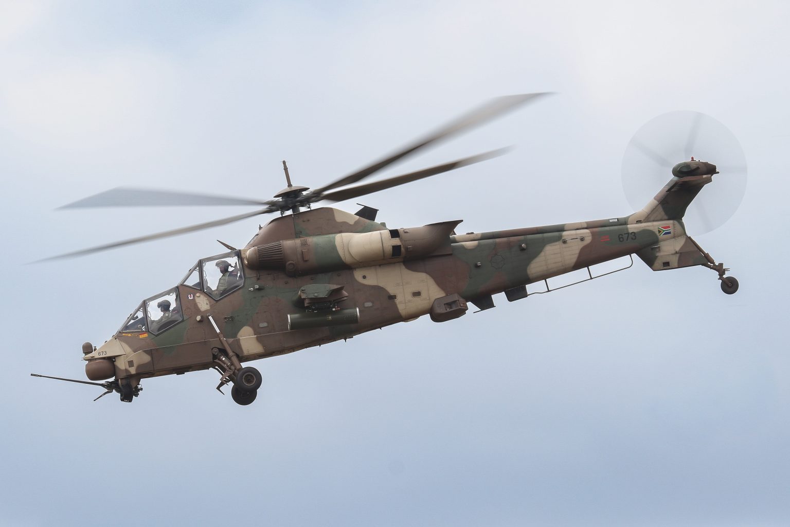 Lieutenant General Carl Moatshe: Leading the South African Air Force ...